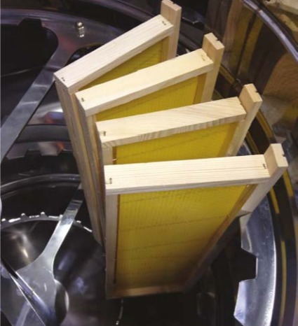 Honey Extractors - Hive World - Different types available