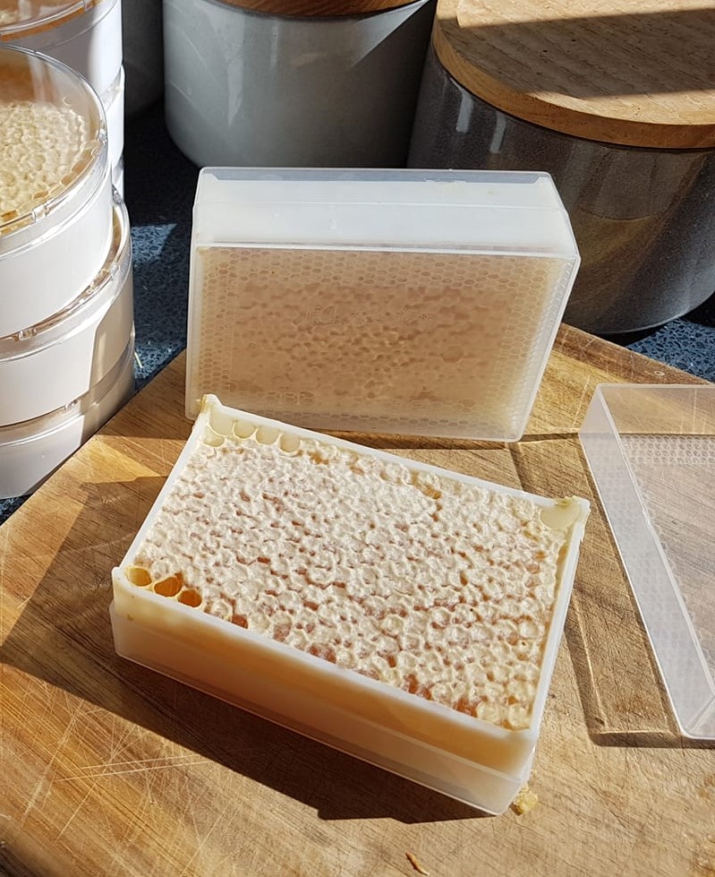 Comb Honey Production - Hive World